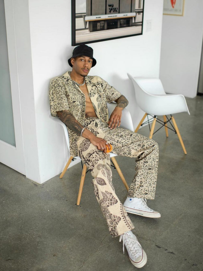 10 Ways To Style The Iconic Converse Chuck 70 Sneaker – PAUSE Online ...