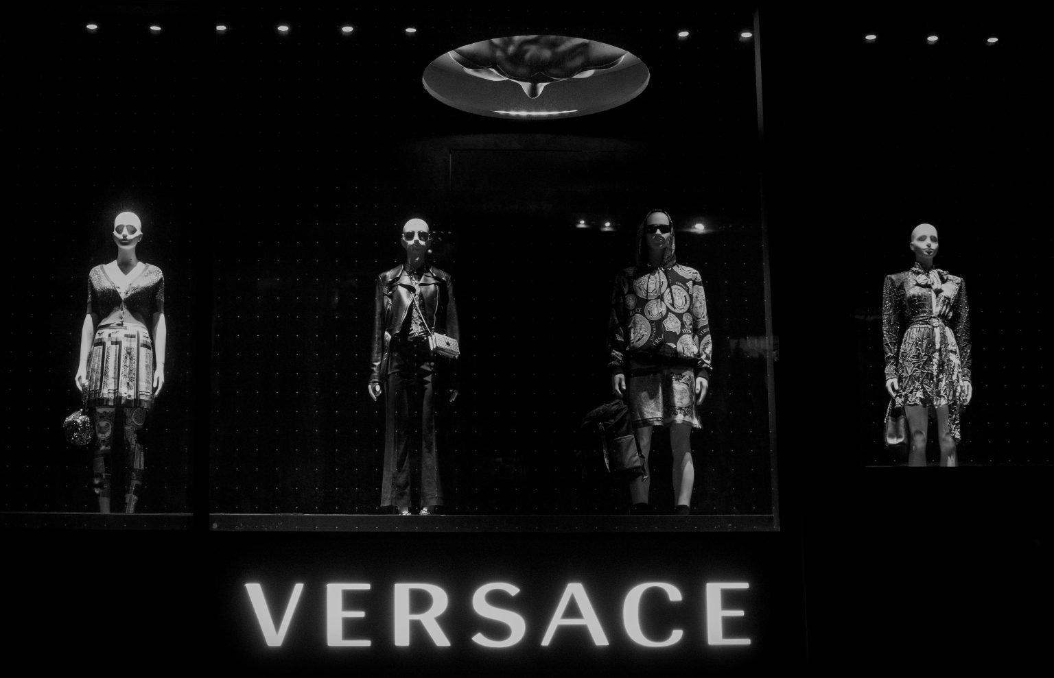 Versace’s Signature Styles: A Deep Dive into Their Collections – PAUSE ...