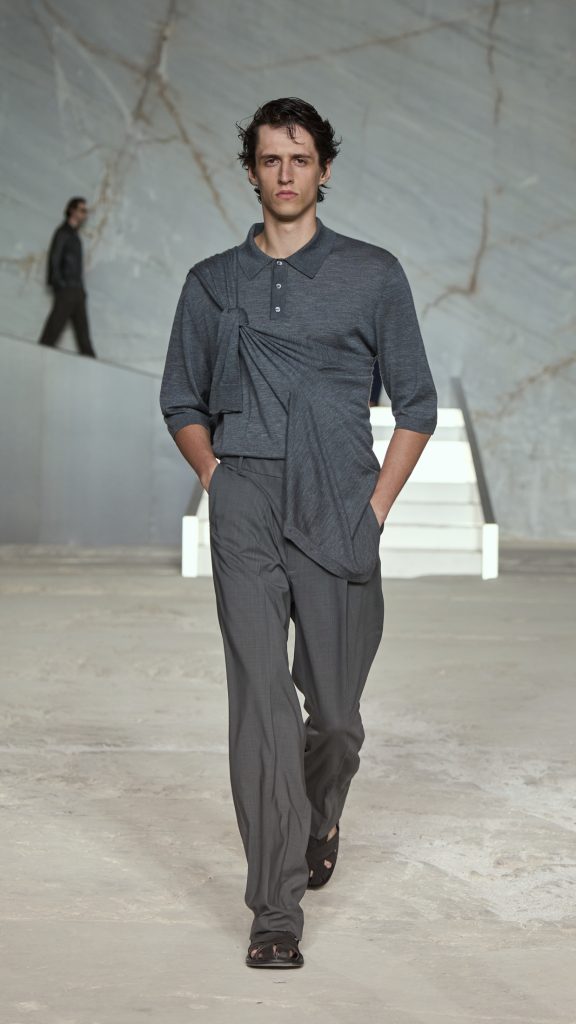 COS Presents Its Spring/Summer 2025 Collection in Athens – PAUSE Online ...